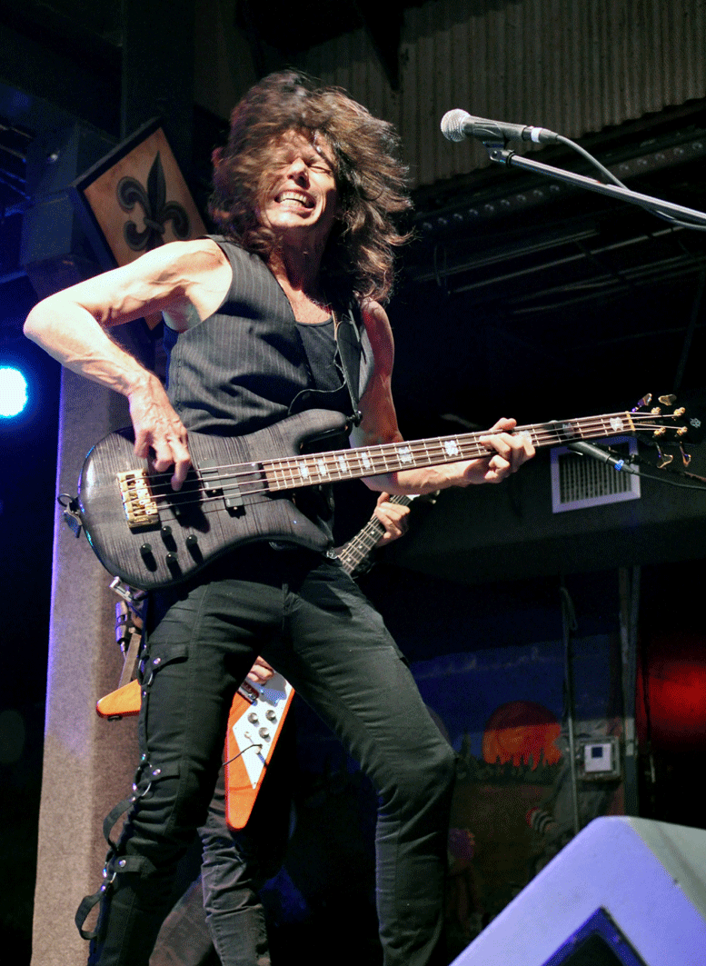 Rudy Sarzo Remains A Metal Bass Favorite (INTERVIEW) - Glide Magazine