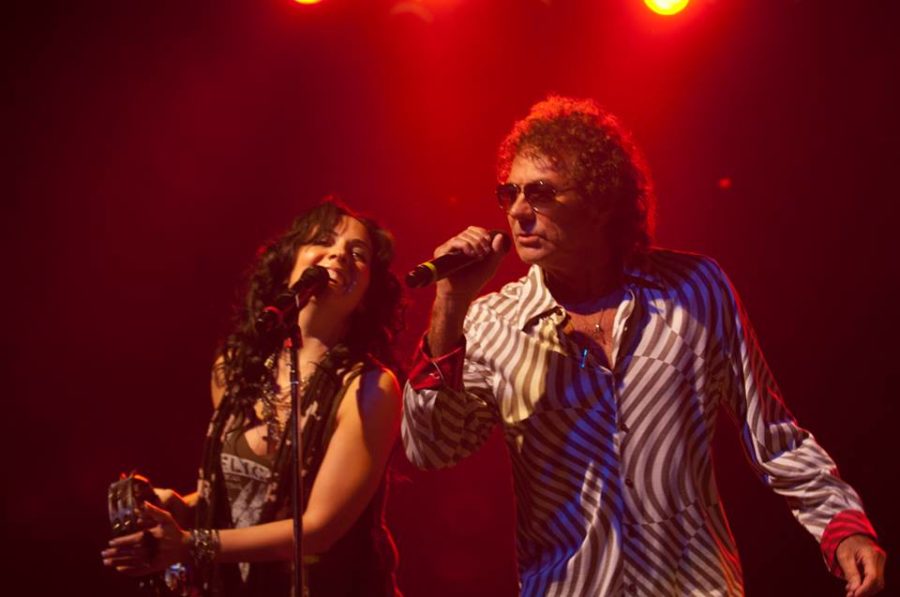 Mickey Thomas Is The Voice We All Know & Love (INTERVIEW) - Glide Magazine