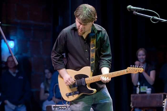 Damon Fowler (Interview) - Glide Magazine