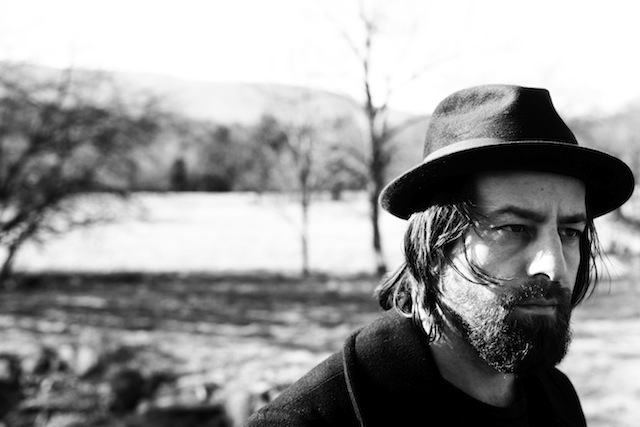 Sean Rowe- Madman (ALBUM REVIEW) - Glide Magazine