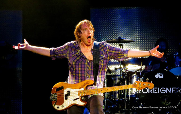 Jeff Pilson Keeps Flying From Stage Left to Stage Right (INTERVIEW ...