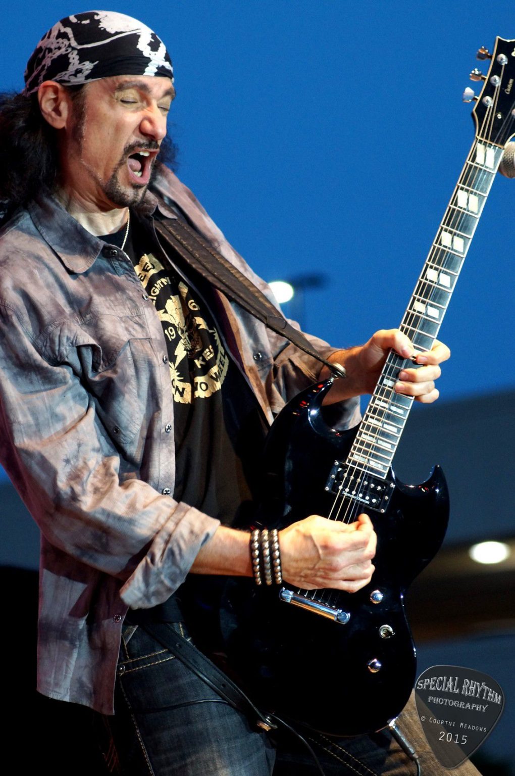 Former KISS Guitarist Bruce Kulick Hits The Right Notes on 'Got To Get ...
