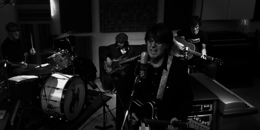 VIDEO PREMIERE: Eric Ambel Shares Catchy Rocker "Here Come My Love" Off ...