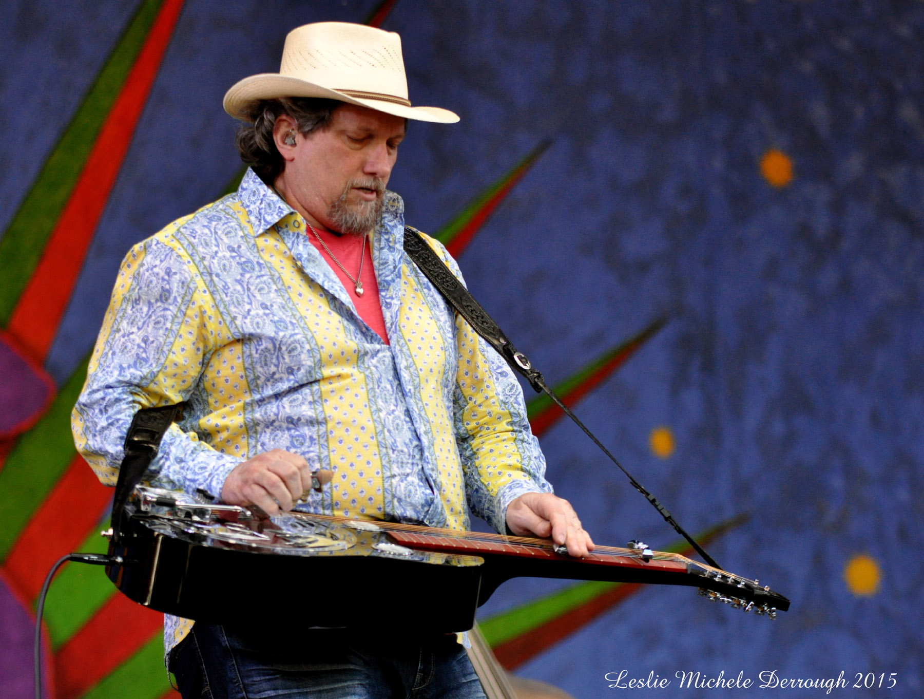 Dobro Master Jerry Douglas Shares Stories & Curiosities Aboard a Life ...