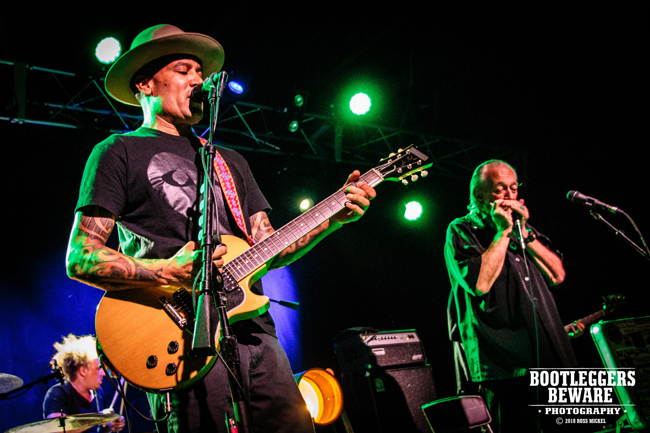 Ben Harper and Charlie Musselwhite Display Cross-Generational Dynamic ...