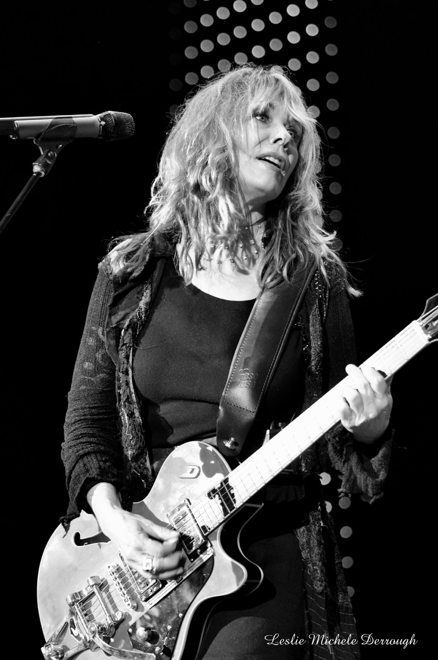 Nancy Wilson of Heart Talks 'She Rocks Awards', Giving Eddie Van Halen ...