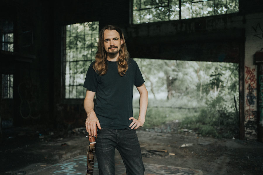 ALBUM PREMIERE: Keith Kenny Takes Eclectic and Creative Approach to ...