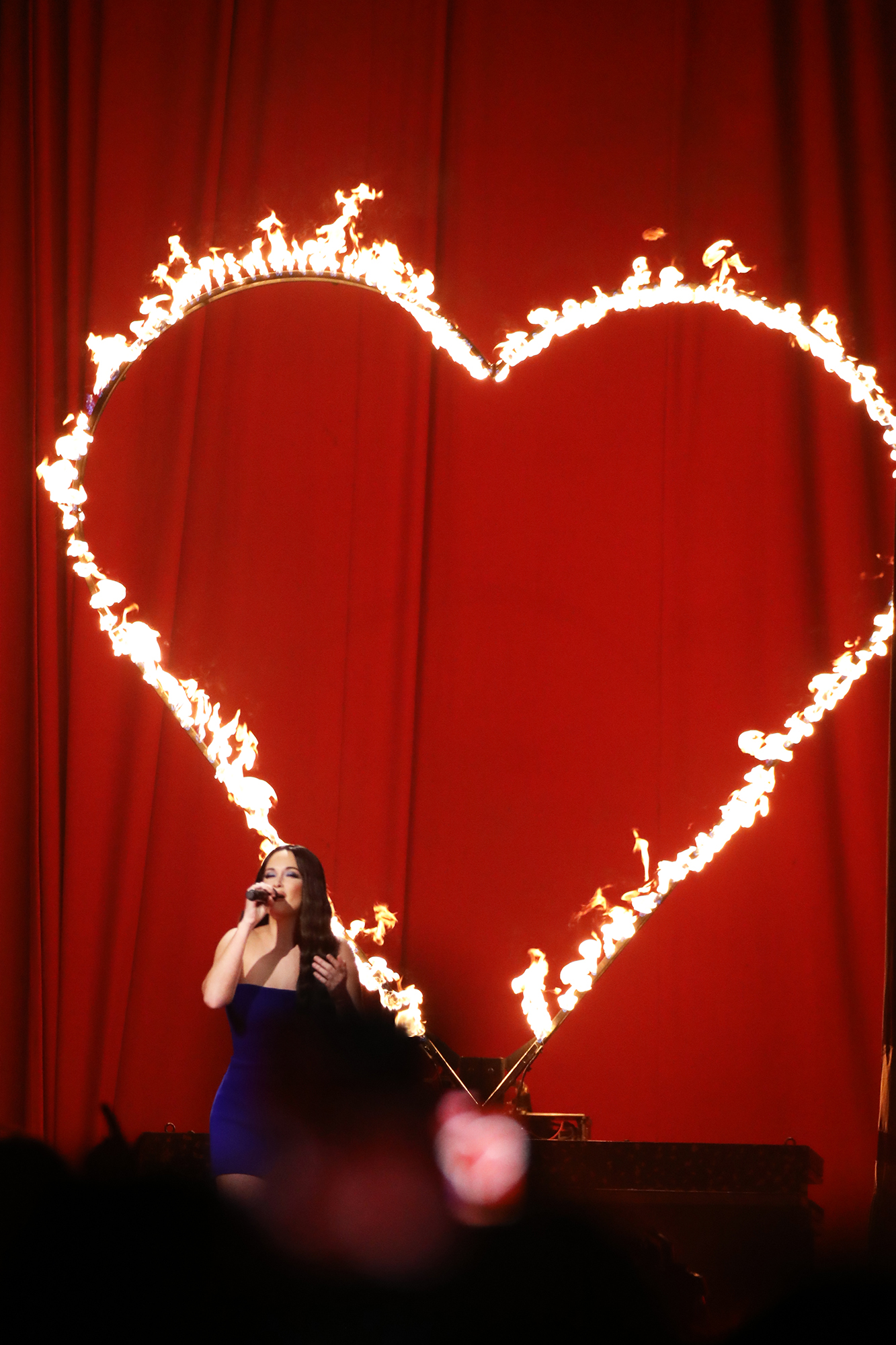 Kacey Musgraves Fires Up Sold-Out Madison Square Garden (SHOW REVIEW ...