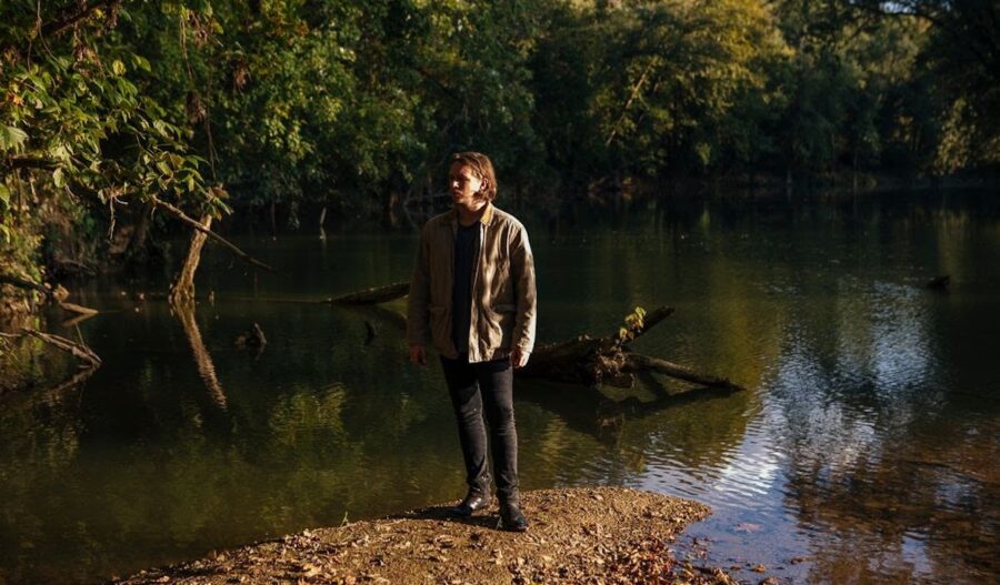 Ian Noe Announces New LP 'River Fools & Mountain Saints', Shares New Single "River Fool" - Glide ...