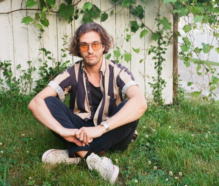 SONG PREMIERE: Damion Lets Yacht Groove Fly Strong On Pristine "Company ...