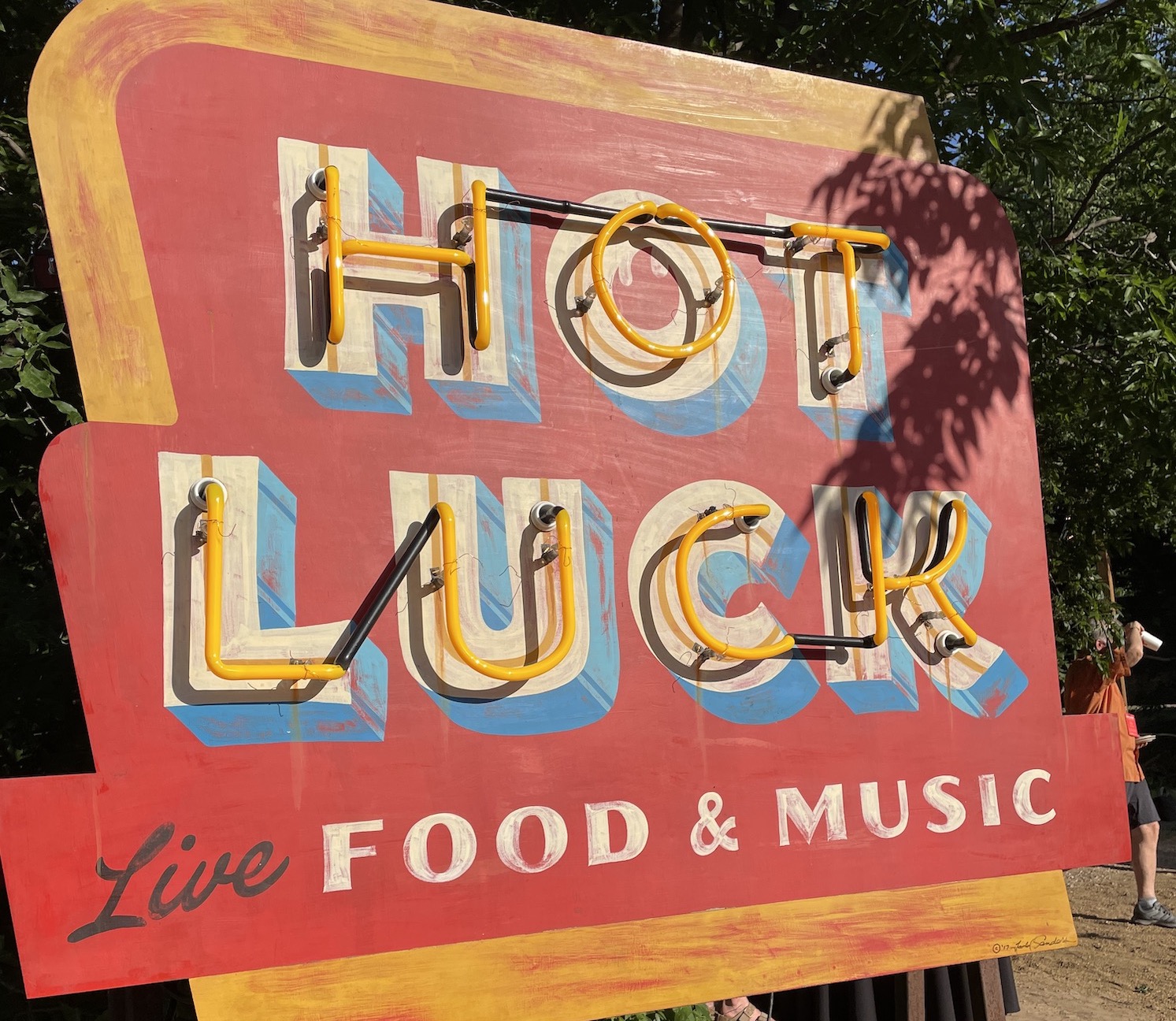 Hot Luck Brings Chefs, Bands and Foodies Together in Austin (FESTIVAL ...