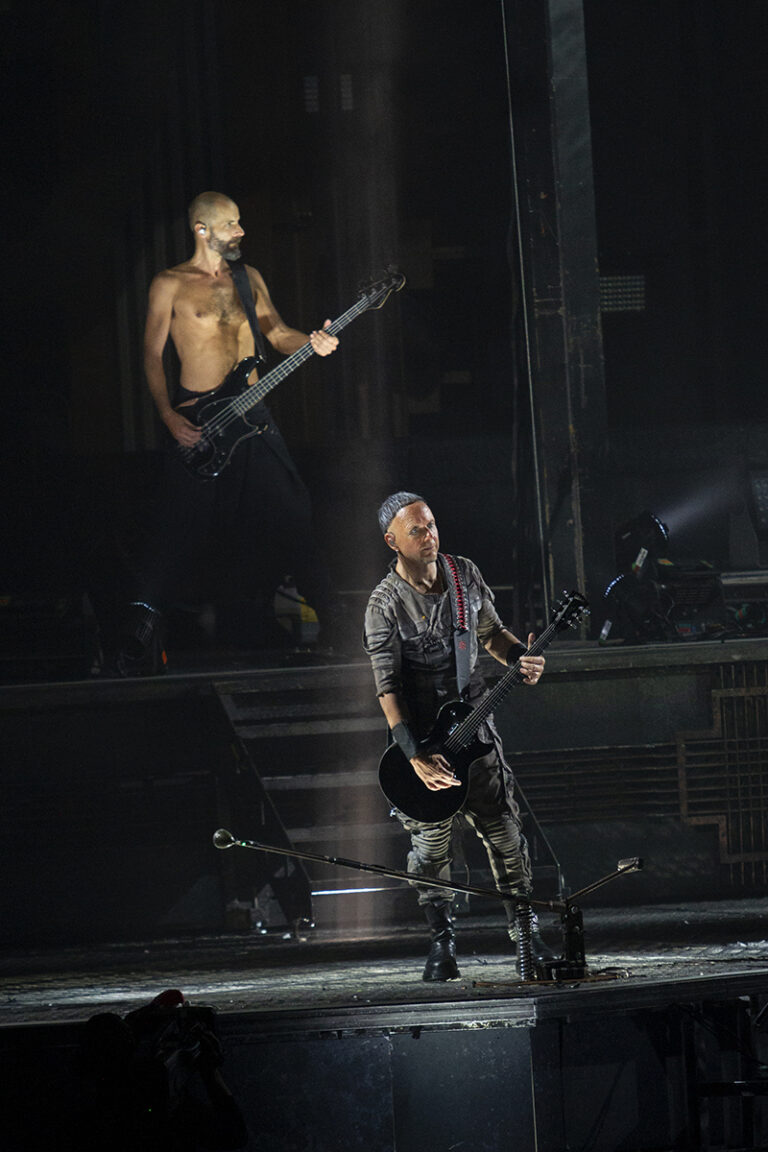 Rammstein Kicks Off U.S. Tour In Minneapolis With A Bang (PHOTOS ...