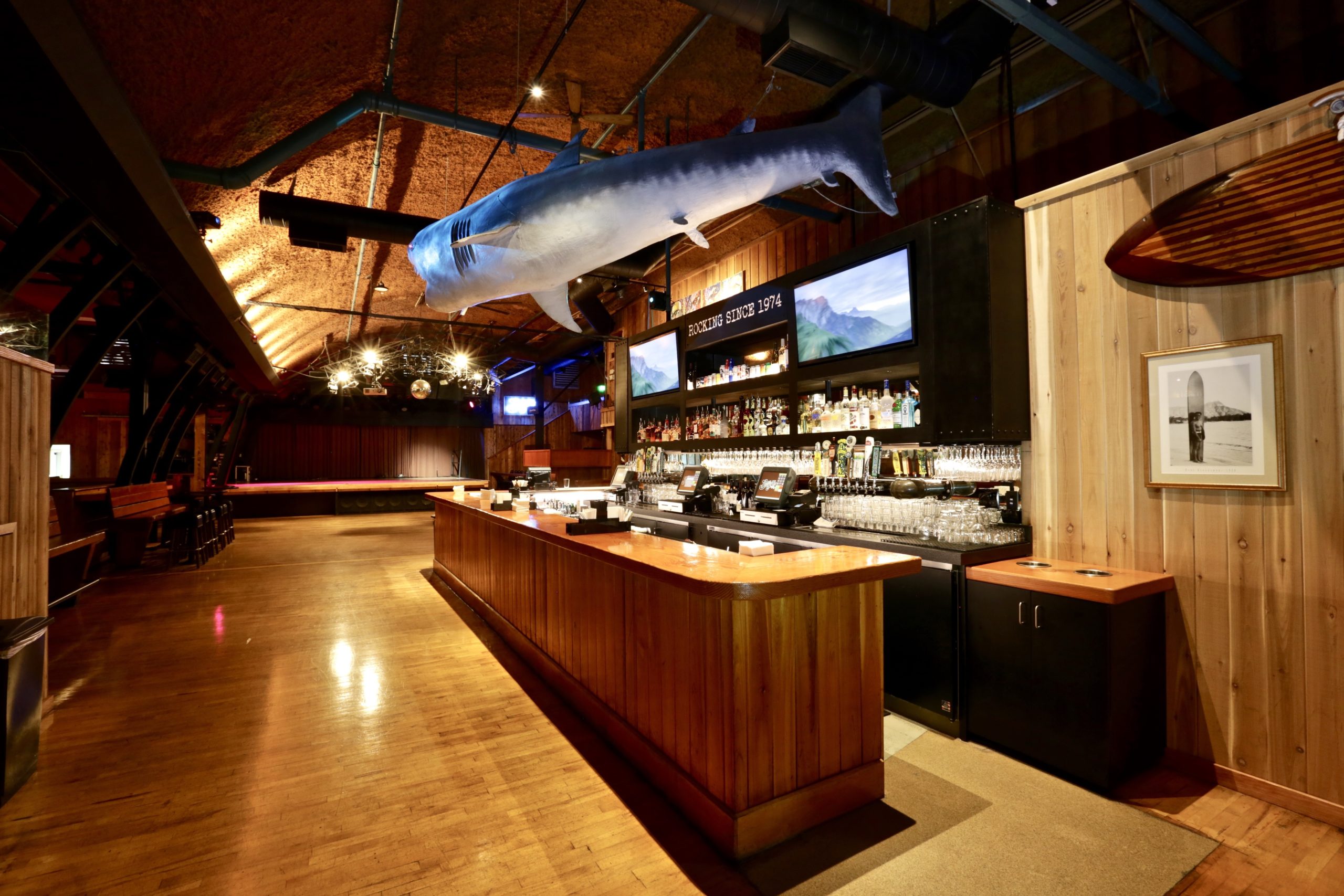 The Music, Beach, Food & Jams Of Solana Beach's Belly Up Tavern (THESE WALLS) - Glide Magazine