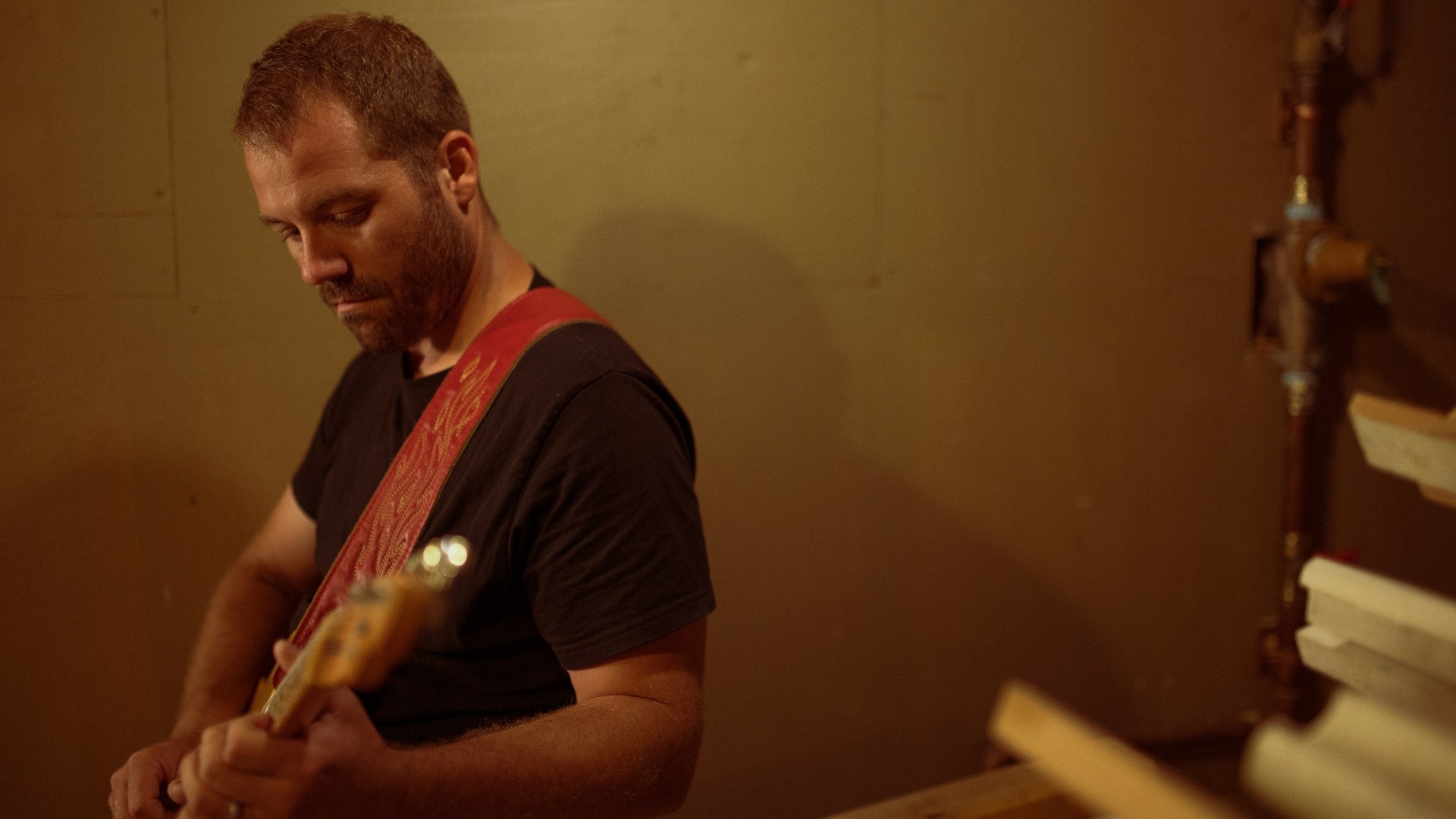 SONG PREMIERE: Patrick Mulroy of Grain Thief Steps Out Bold On Rootsy "Music's Not Enough ...