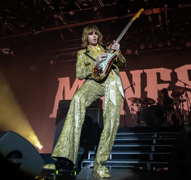 Måneskin Glam Up Philadelphia's Fillmore With Expressive Chop-Filled ...