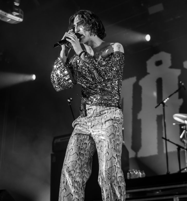 Måneskin Glam Up Philadelphia's Fillmore With Expressive Chop-Filled ...