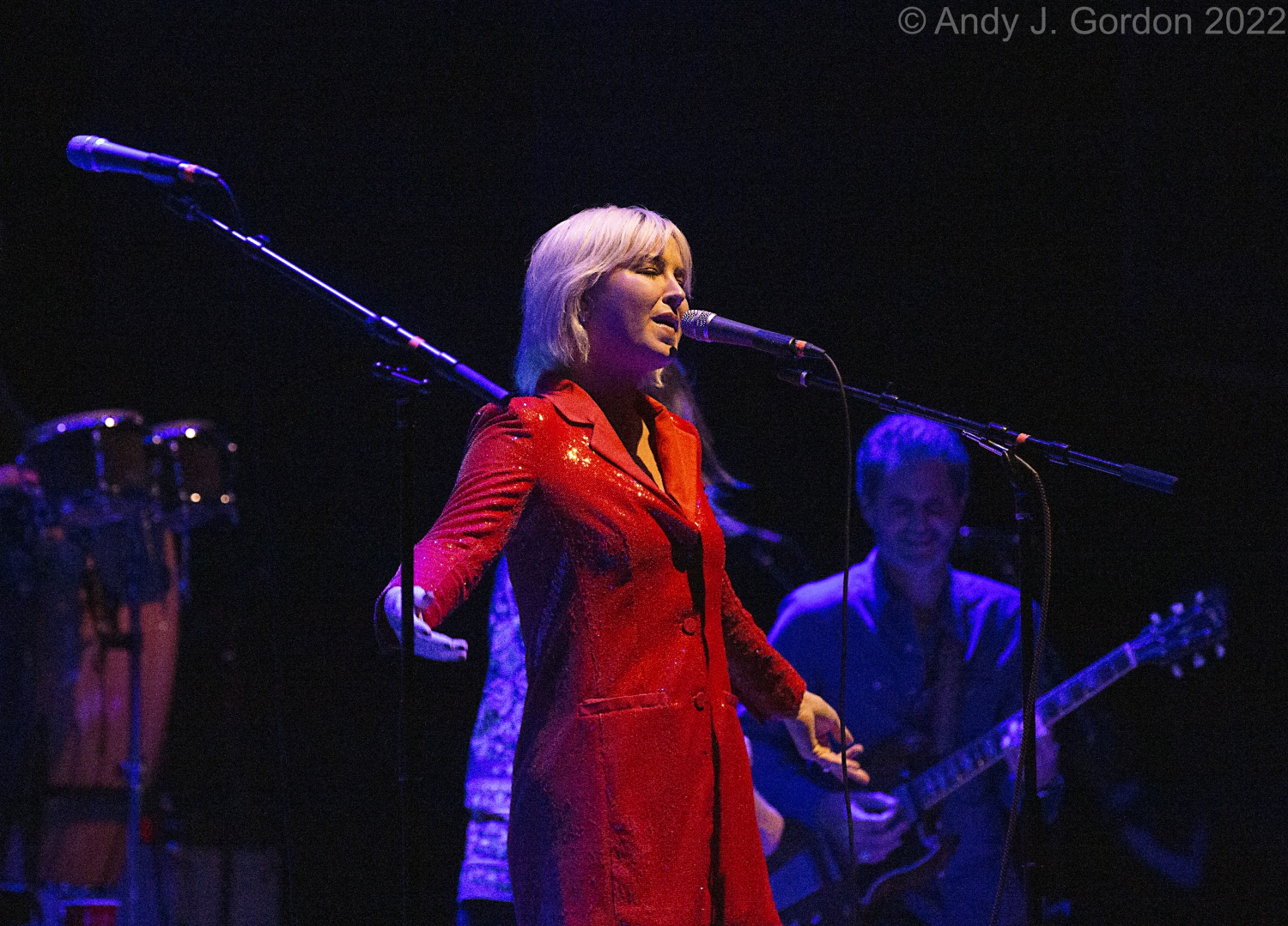 The Allman Family Revival Kicks Up Soaring Solos & Bluesy Nuggets at ...