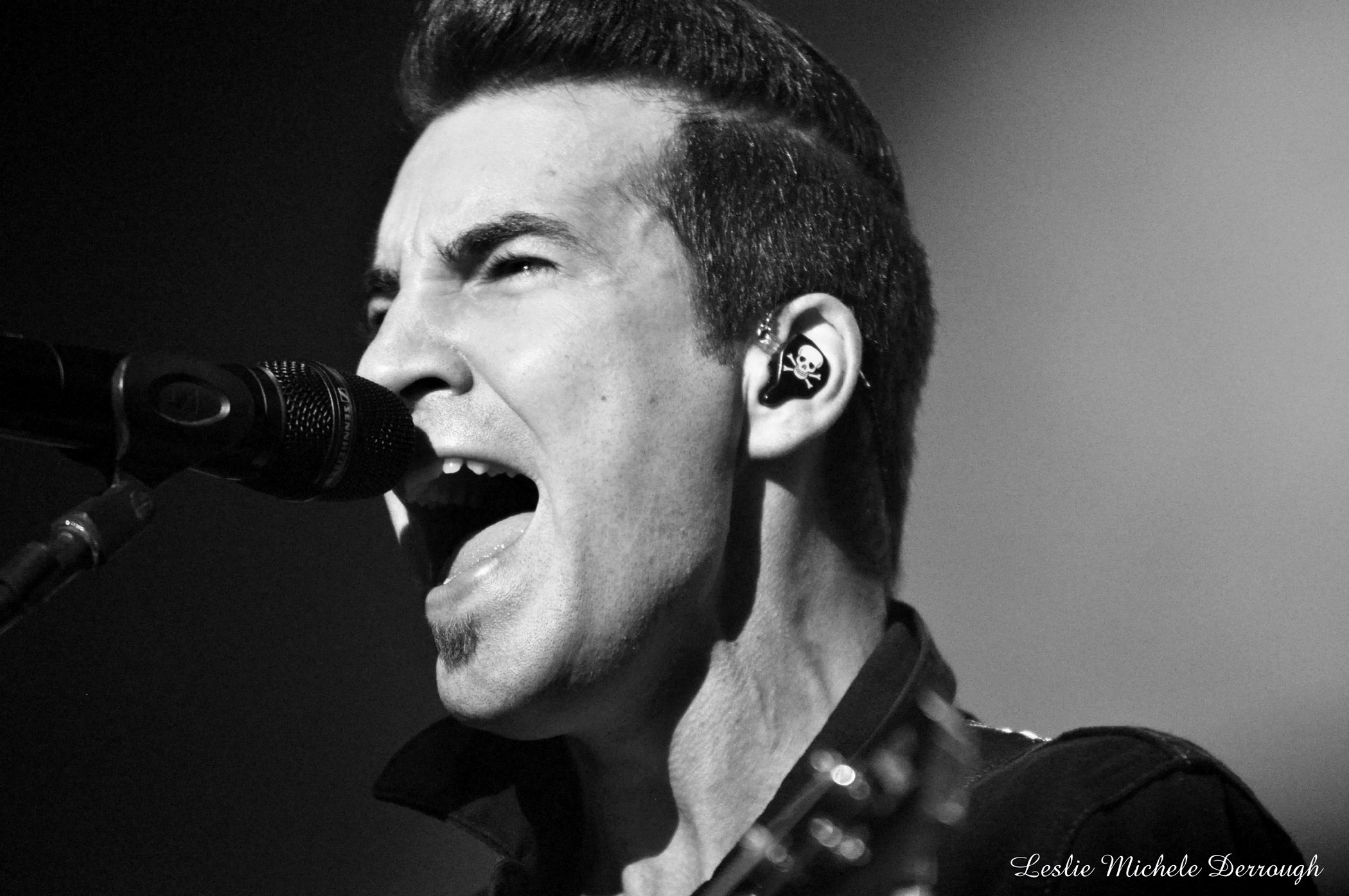Tyler Connolly of Theory Of A Deadman Rocks New Album 'Dinosaur ...