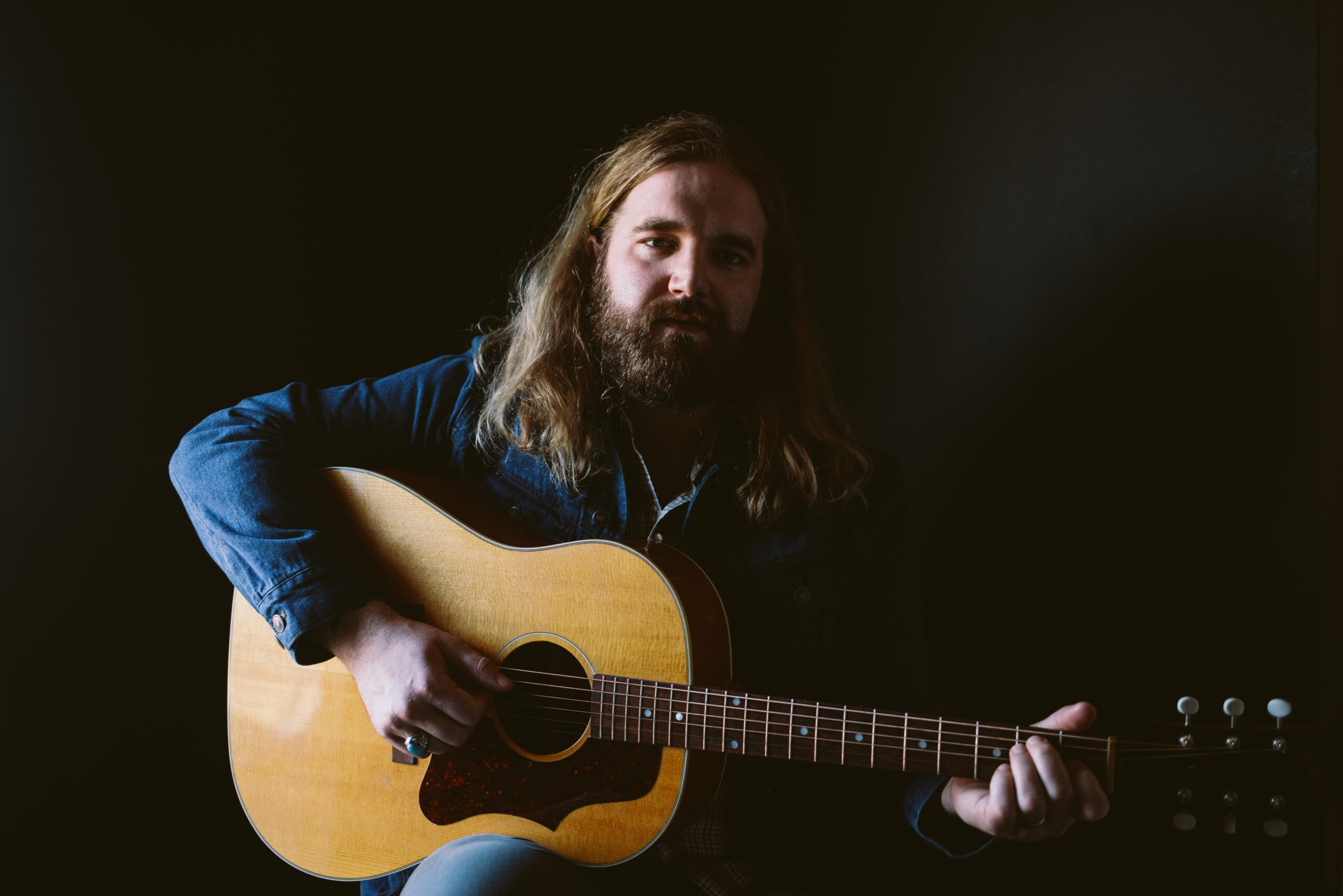 SONG PREMIERE: Joey Frendo Visits Classic Outlaw Mystique Via "Old ...