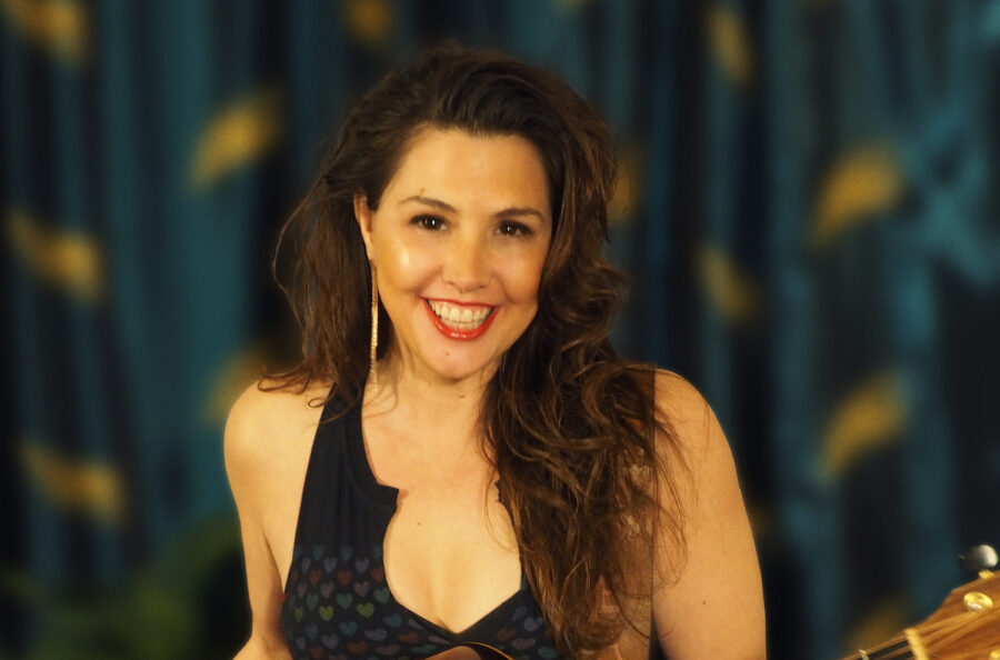 Alice Smith: For Lovers, Dreamers and Me - Glide Magazine