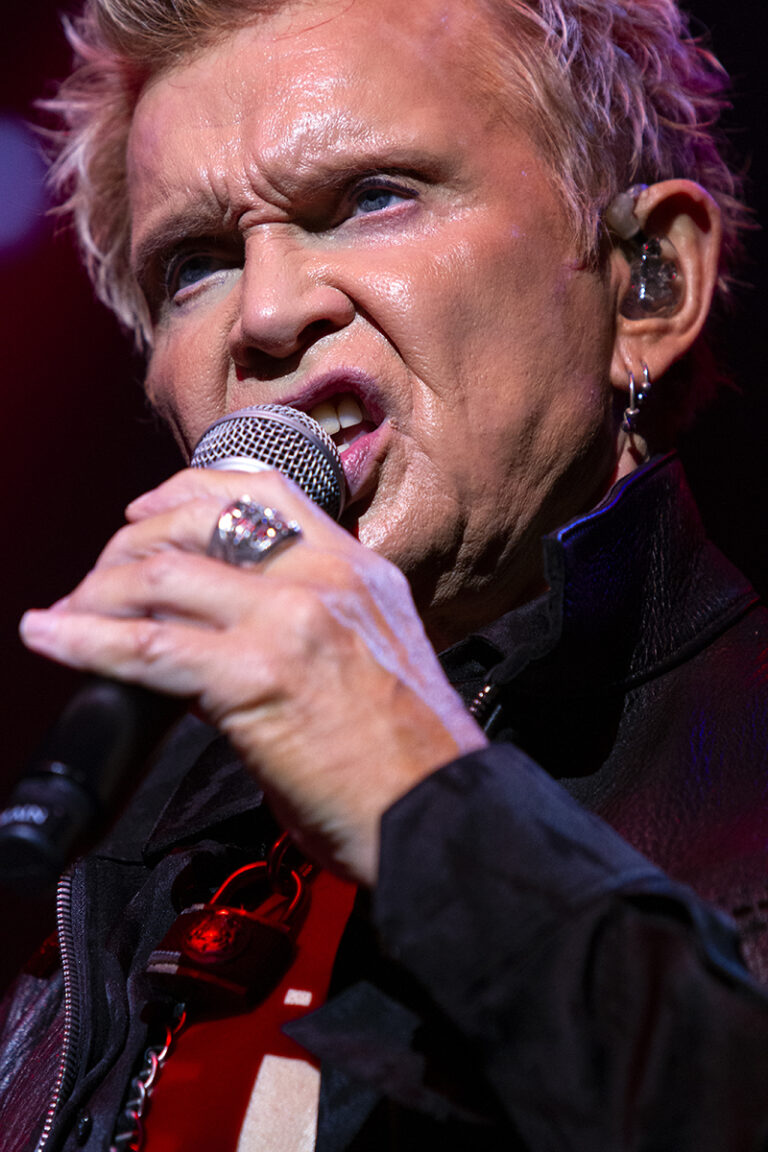 Billy Idol Delivers The Hard Rock Goods At St. Paul's Palace Theatre ...