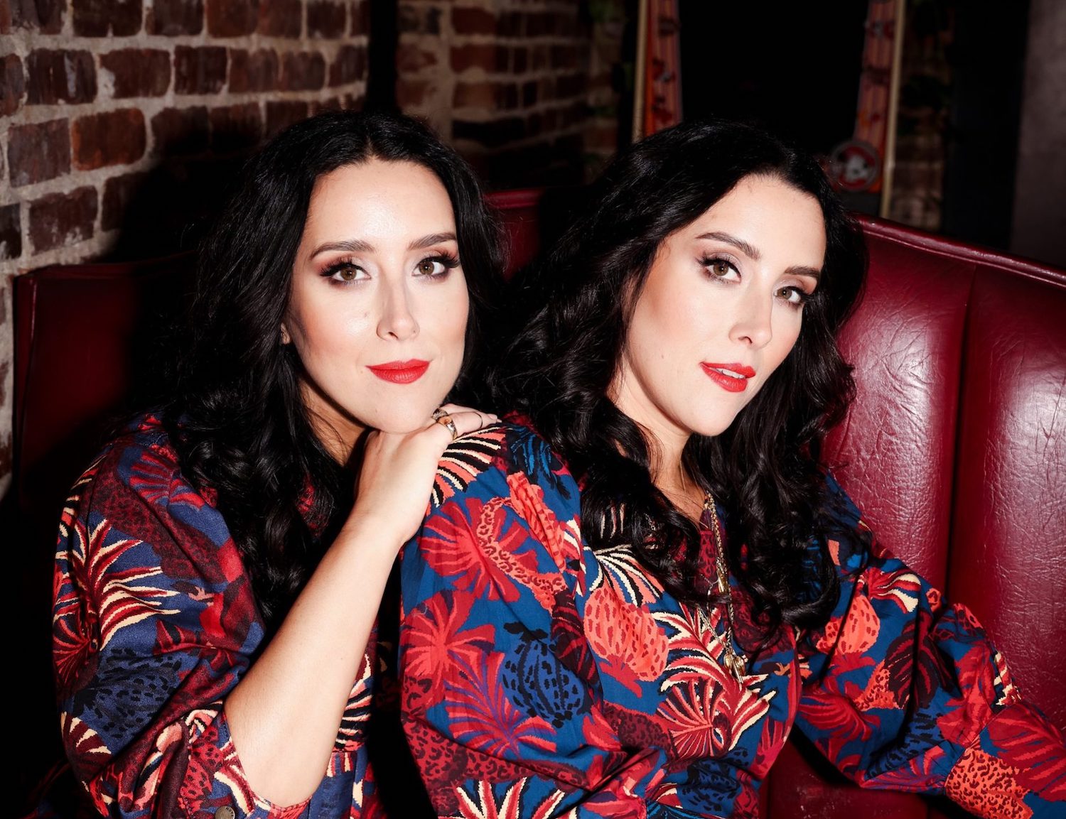 The Watson Twins Strike Pure Americana Vein with 'Holler' (ALBUM REVIEW ...