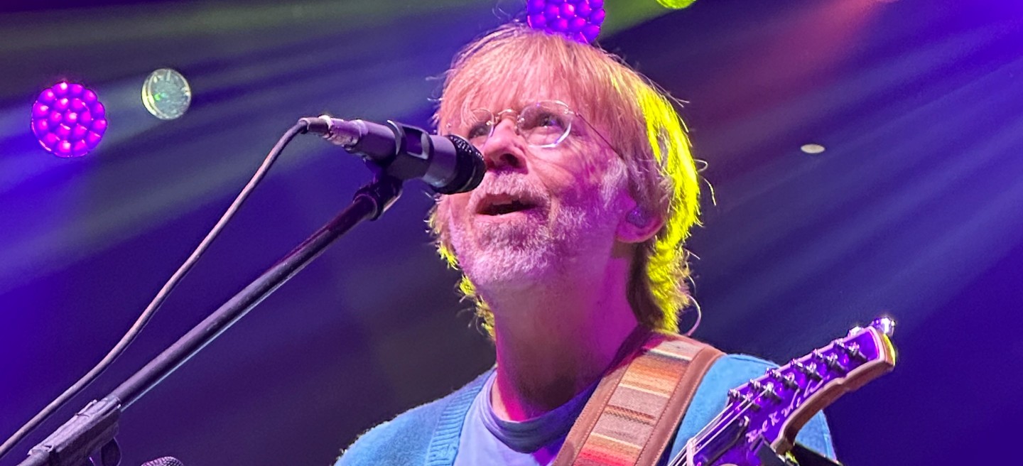 Phish Launch Exploratory "Wolfman's" & Four Song Encore at MSG Night 4 ...