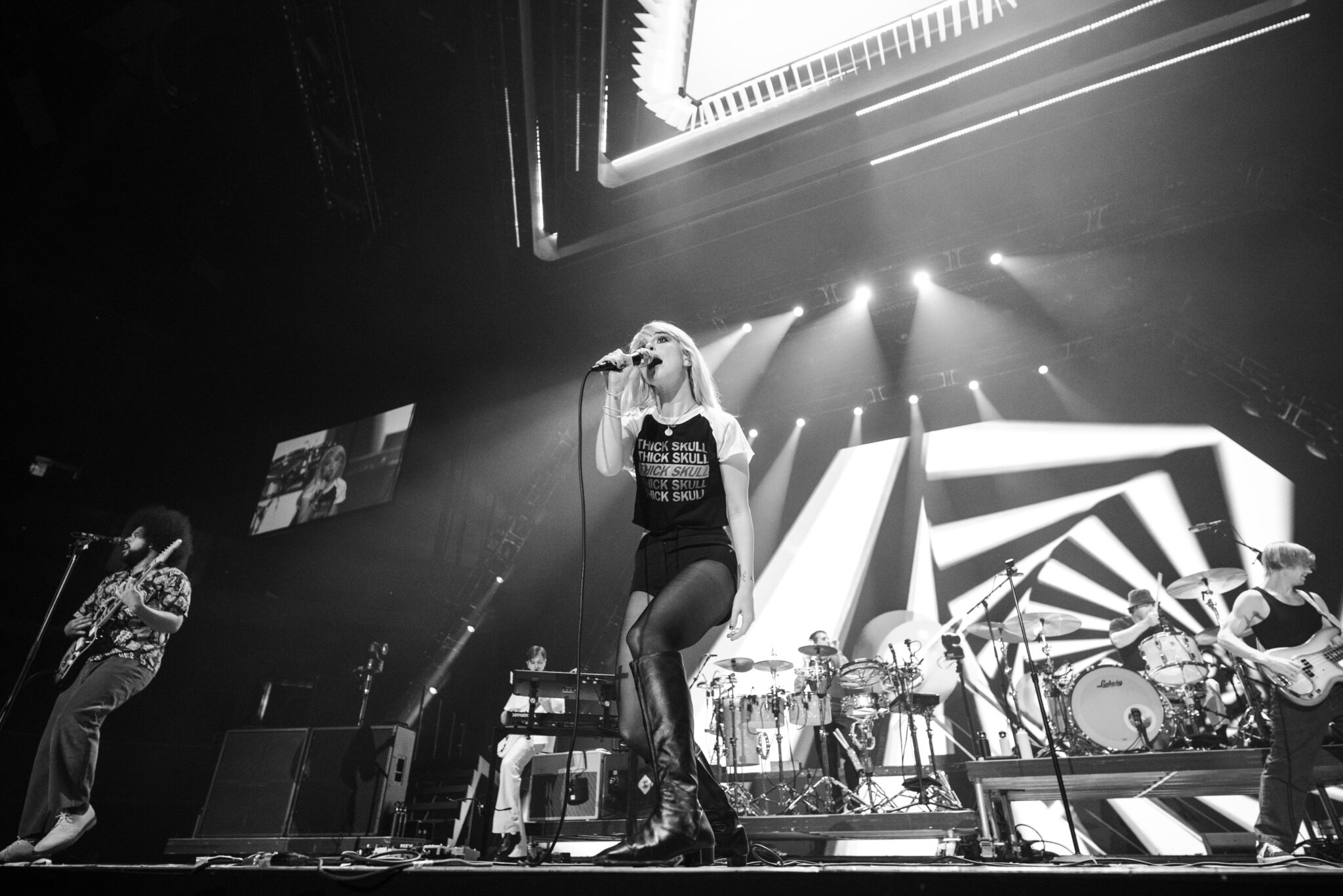 Paramore Holds Back Nothing During Fervid Performance At St. Louis ...