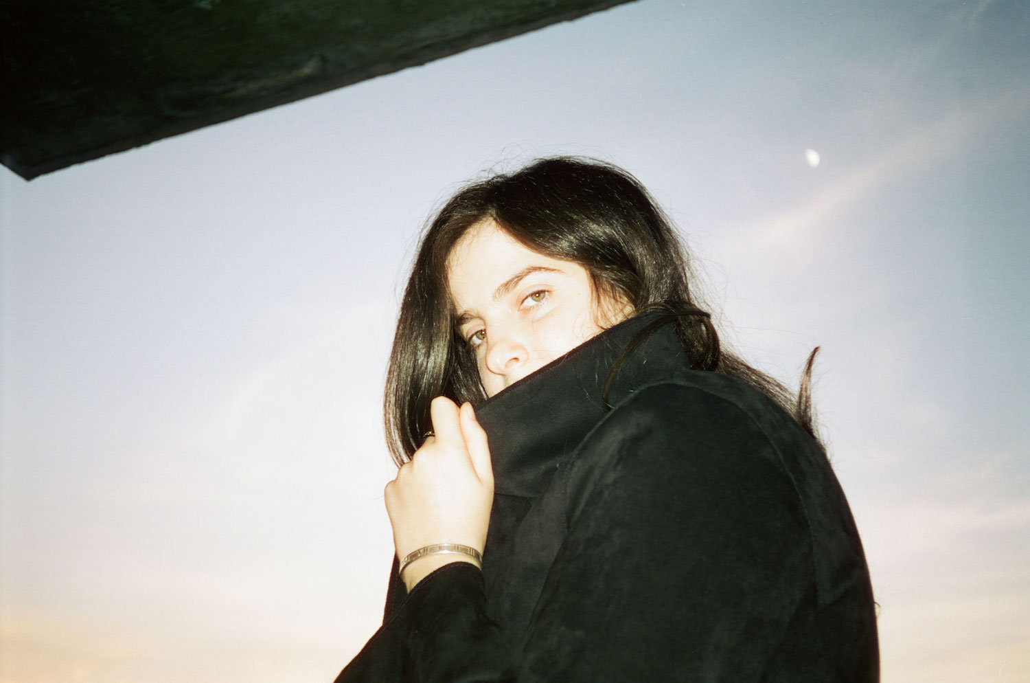 ALBUM REVIEW: moondaddy Crafts Pop-soaked Shoegaze Sounds on Impressive ...