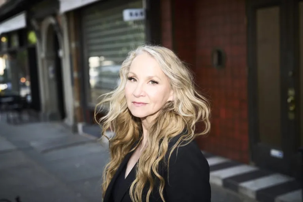 Joan Osborne Turns Focused & Pronounced On Socially Conscious 'Nobody ...