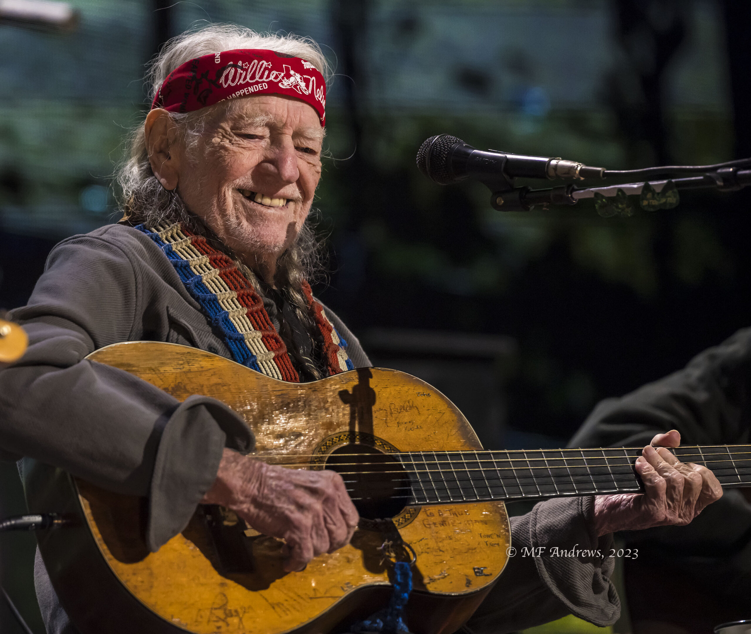 37th Annual Farm Aid Scores Again For Planet Earth With Willie Nelson ...