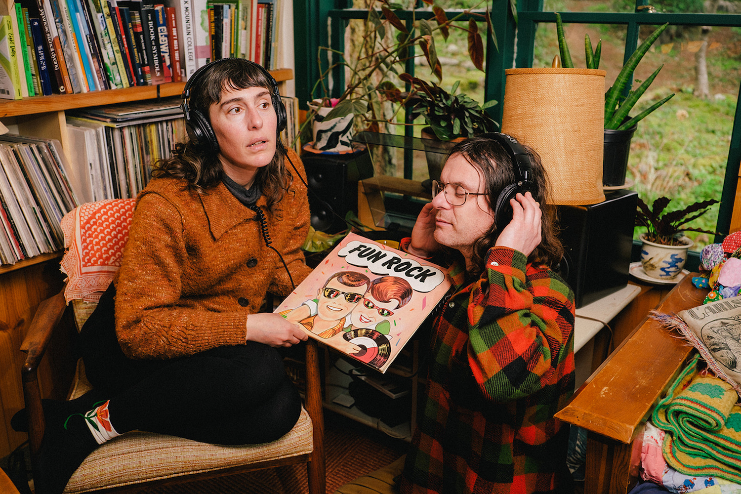 ALBUM PREMIERE: John Bellows Blends Rock with Orchestral Textures and ...