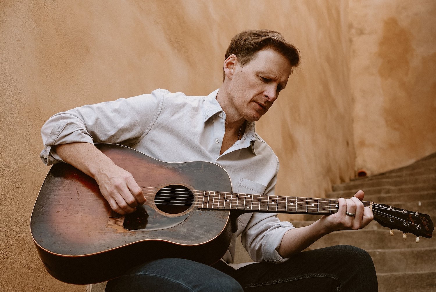 SONG PREMIERE: Patrick Davis Taps Into Silky Soul Sound on Timeless ...