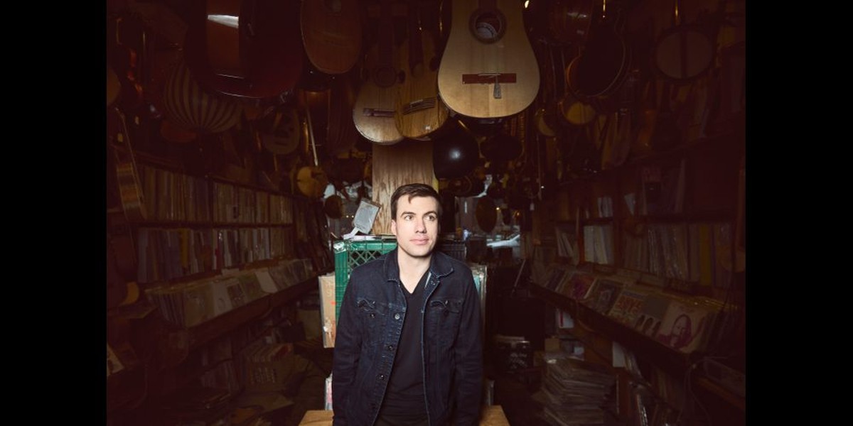 LISTEN: Ben Crane Keeps The Folk In Country With Introspective"Shades ...
