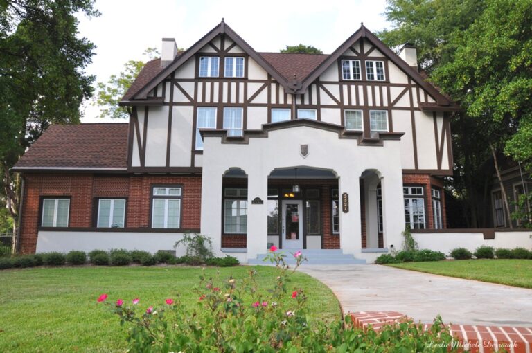 On The Map: Inside The Allman Brothers Band's 'Big House' In Macon, GA ...