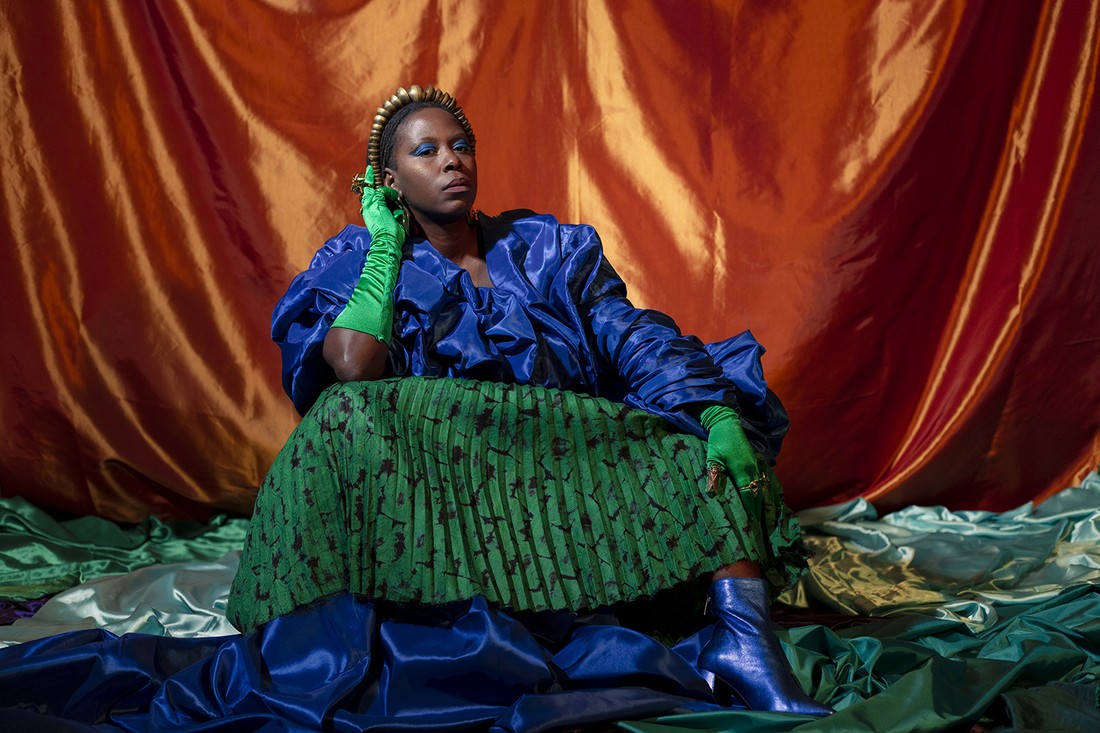 LISTEN: Lollise's "eDube" Employes Bright Tones and Potent Poetry To ...