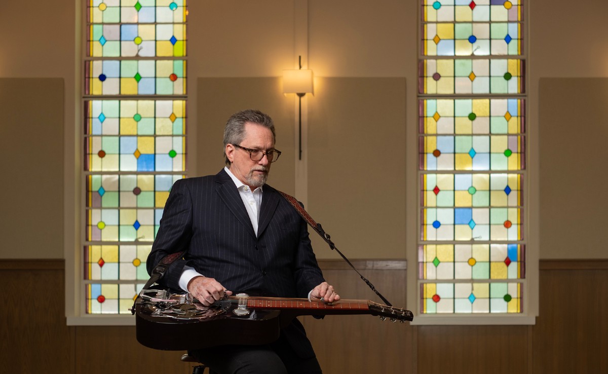 Dobro Master Jerry Douglas Talks New Album 'The Set', Meeting Eric ...