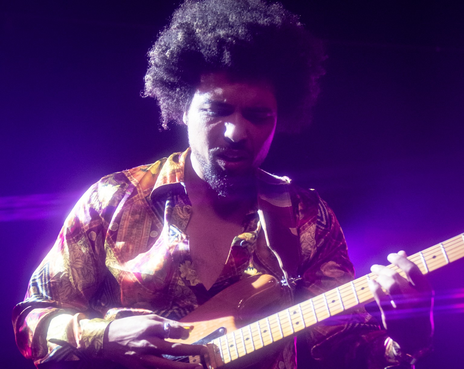 Devon Gilfillian Headlines Electrifying Set at Philly Music Fest (SHOW ...