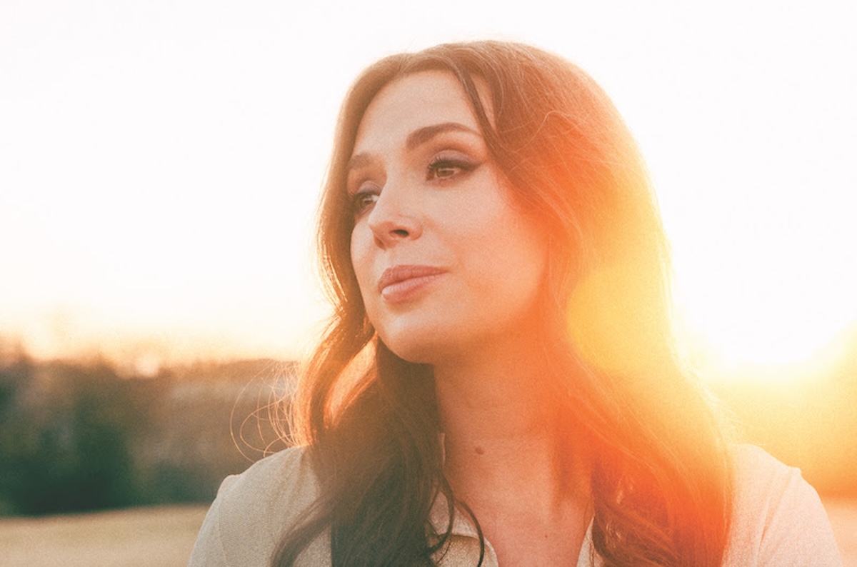 Kristina Murray is Steeped in Classic Country and Heartbreak on 'Little ...