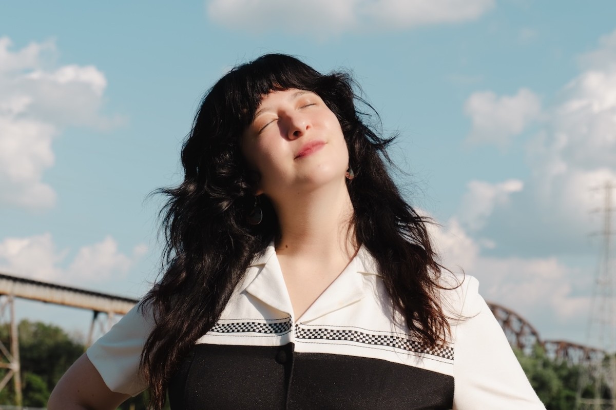 FULL ALBUM PREMIERE: your friend juniper Embrace Ethereal & Graceful ...