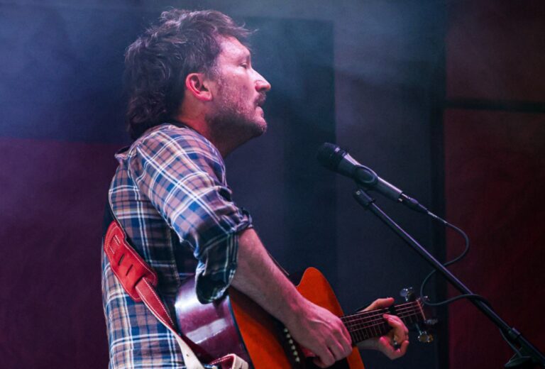 SONG PREMIERE: The Pinkerton Raid Make Bold Sweeping Folk Statement ...